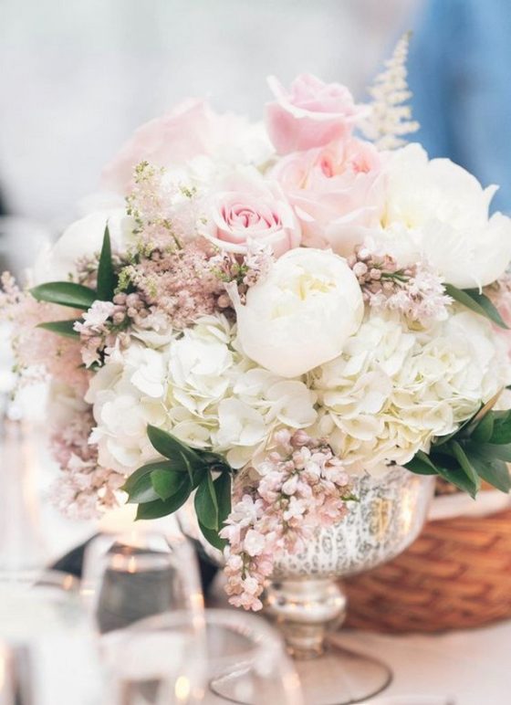 18 Elegant Blush Wedding Centerpieces for Your Big Day