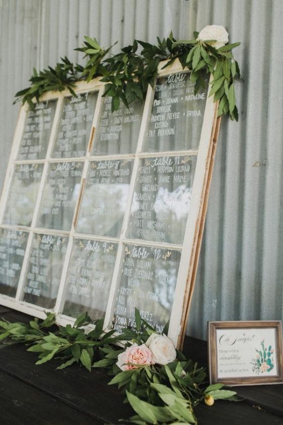 20 DIY Wedding Decoration Ideas with Vintage Windows