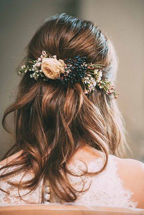18 Pretty Fall Wedding Hairstyles That Inspire