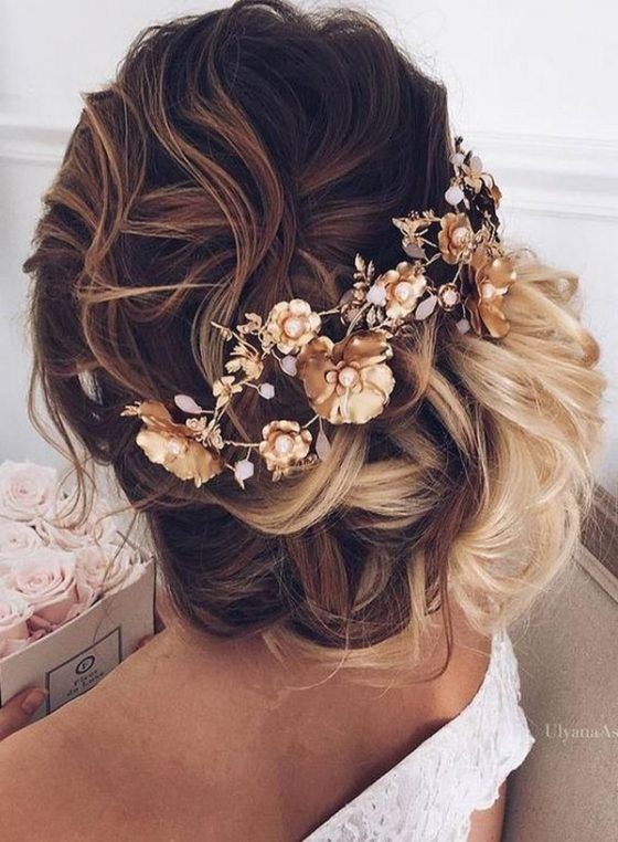 18 Pretty Fall Wedding Hairstyles That Inspire