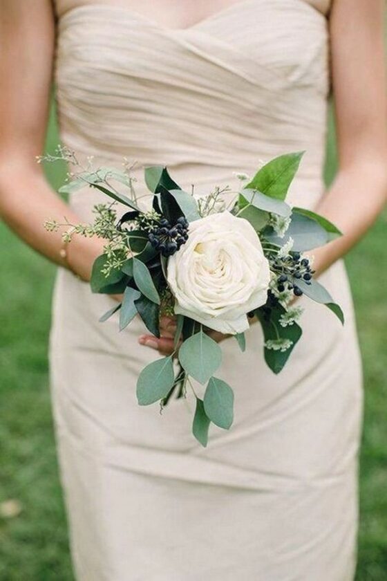 42 Pretty Small Wedding Bouquets for Your Big Day