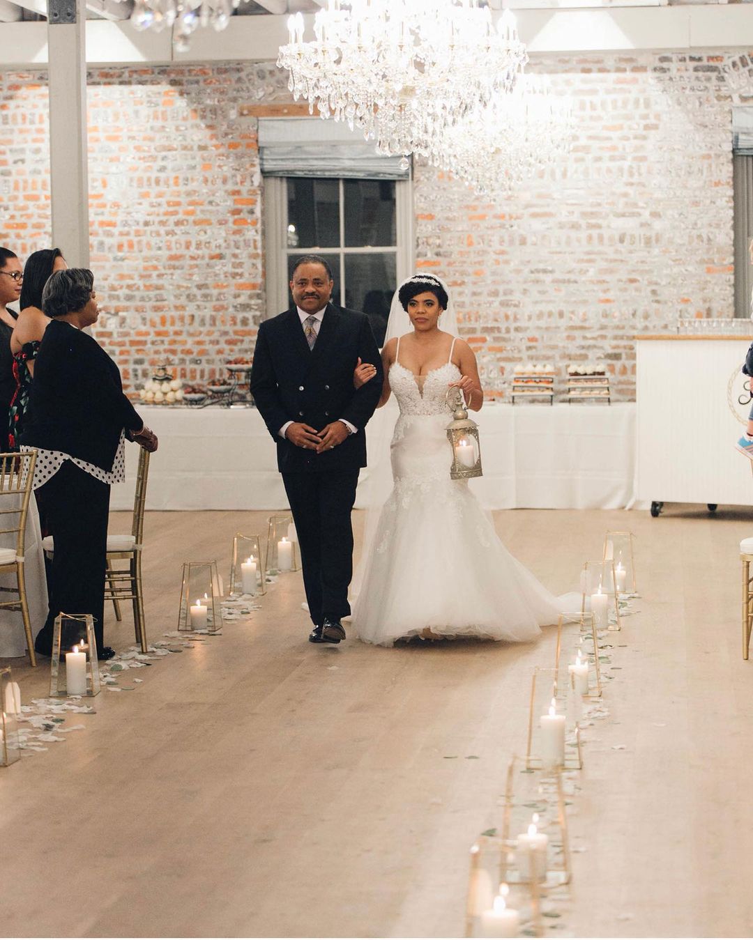 50+ Lantern Centerpieces for Your Dream Wedding