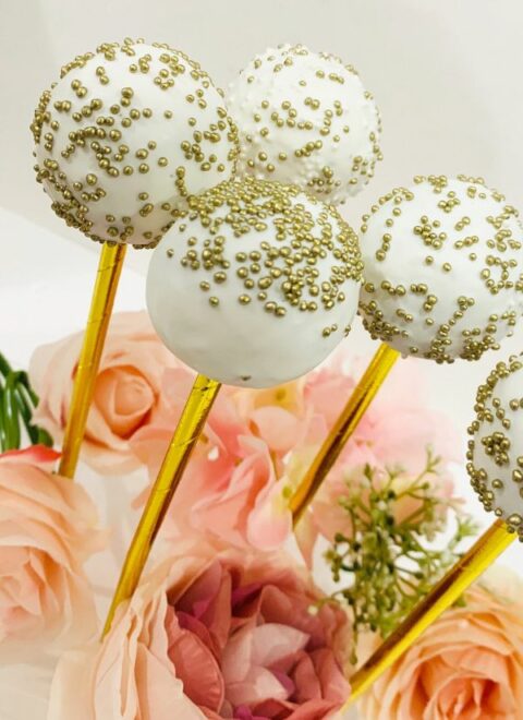 55+ Delicious Wedding Cake Pops Ideas