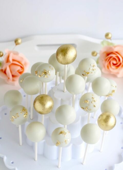 55+ Delicious Wedding Cake Pops Ideas