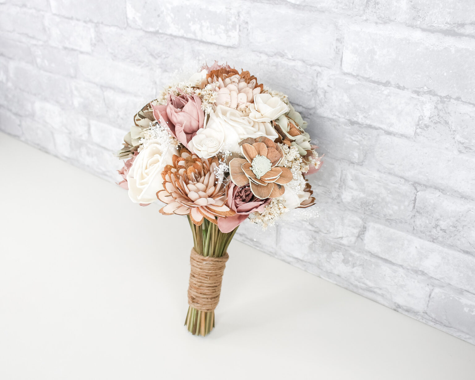 6 Easy Steps To DIY Wedding Bouquet On A Budget (With Videos)