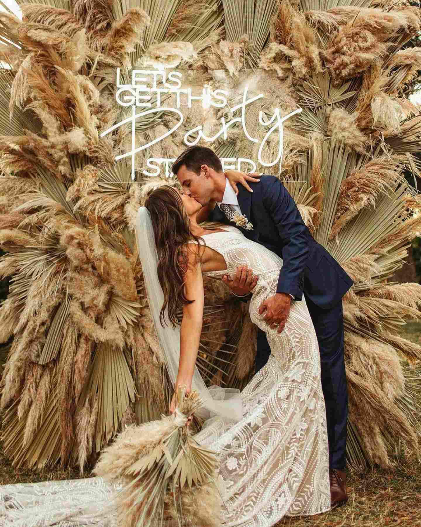 100+ Best Boho Wedding Theme Ideas For Free-Spirited Couples