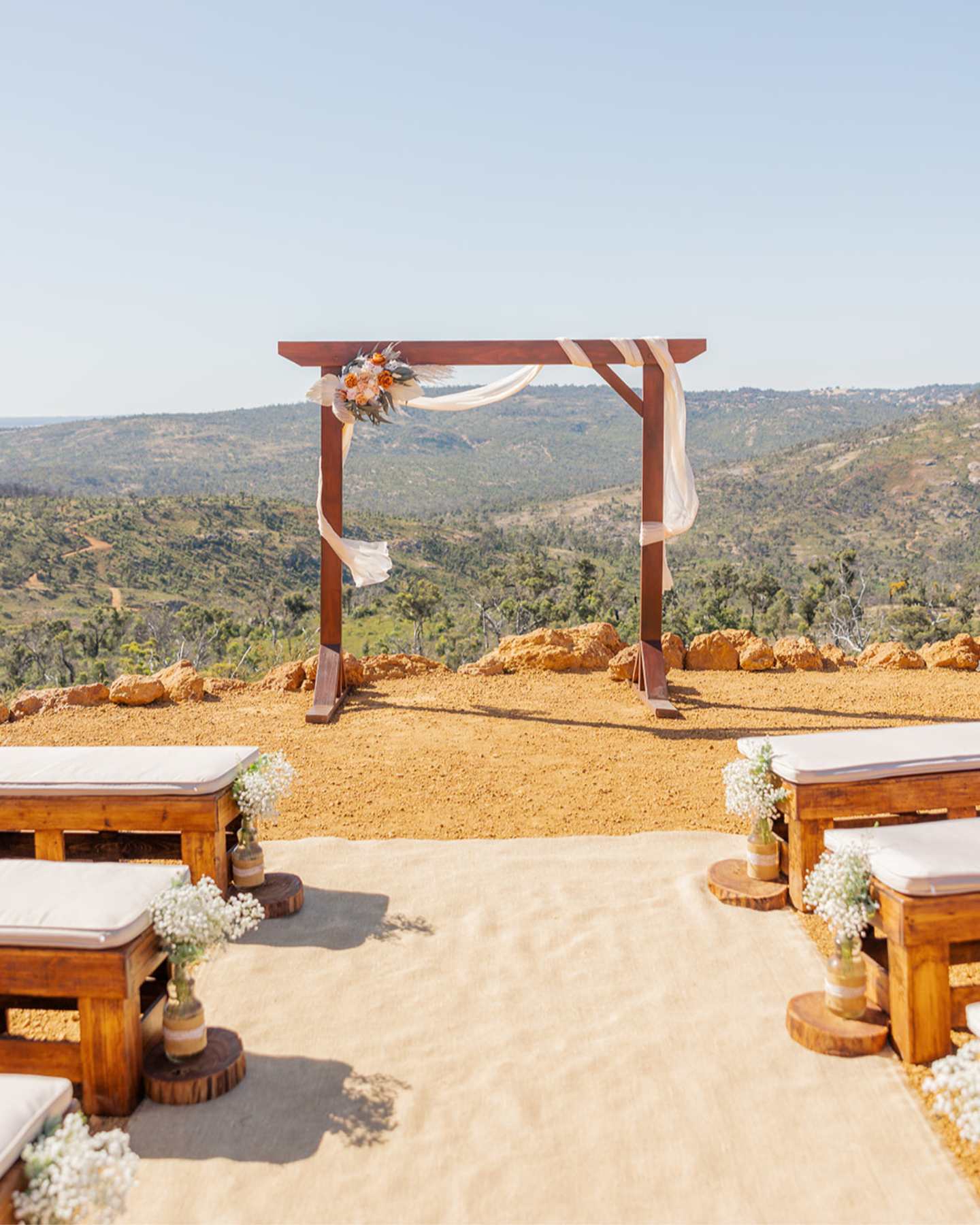 50+ Stunning Small Wedding Ideas on a Budget for 2024 Update