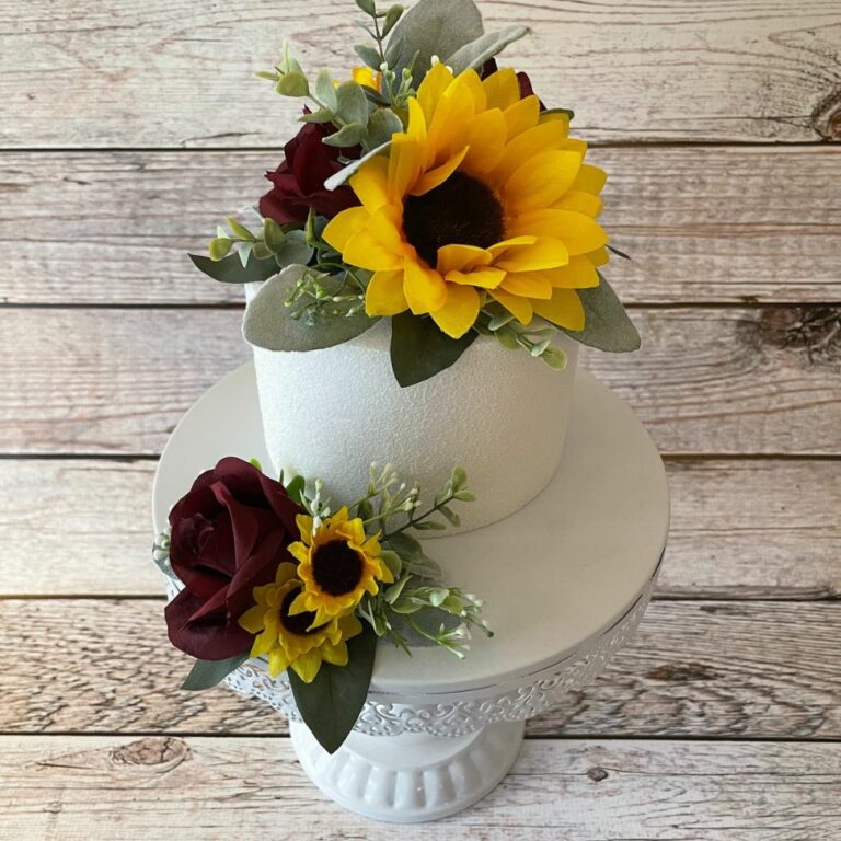 100+ Best Sunflower Wedding Cake Ideas