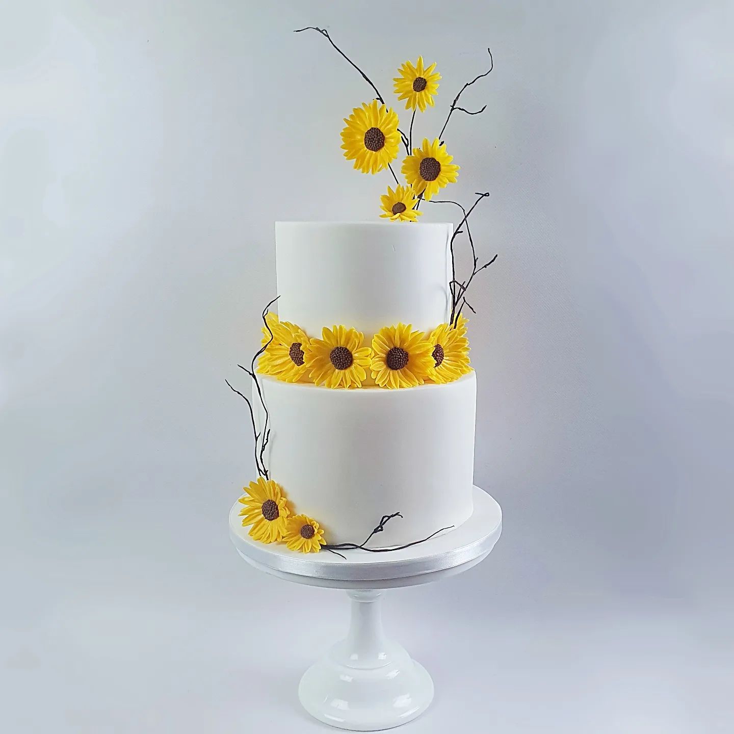 100+ Best Sunflower Wedding Cake Ideas