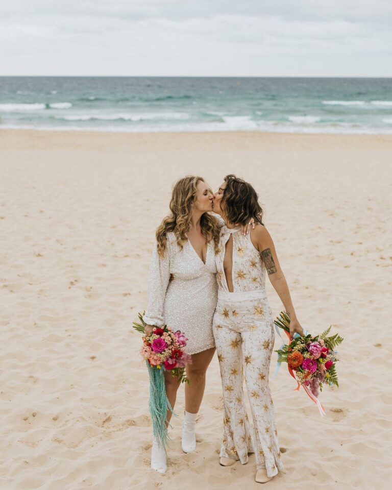 55 Best Lesbian Wedding Outfits Ideas
