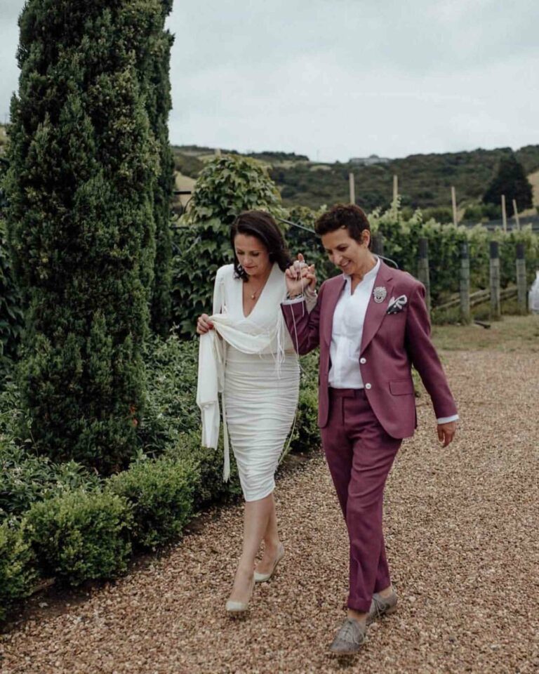 55 Best Lesbian Wedding Outfits Ideas