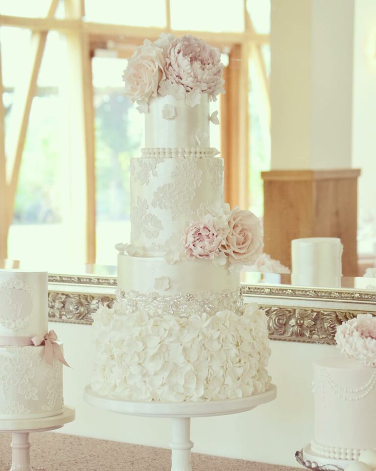 85+ Dazzling Pearl Wedding Cake Inspirations for Your Special Day